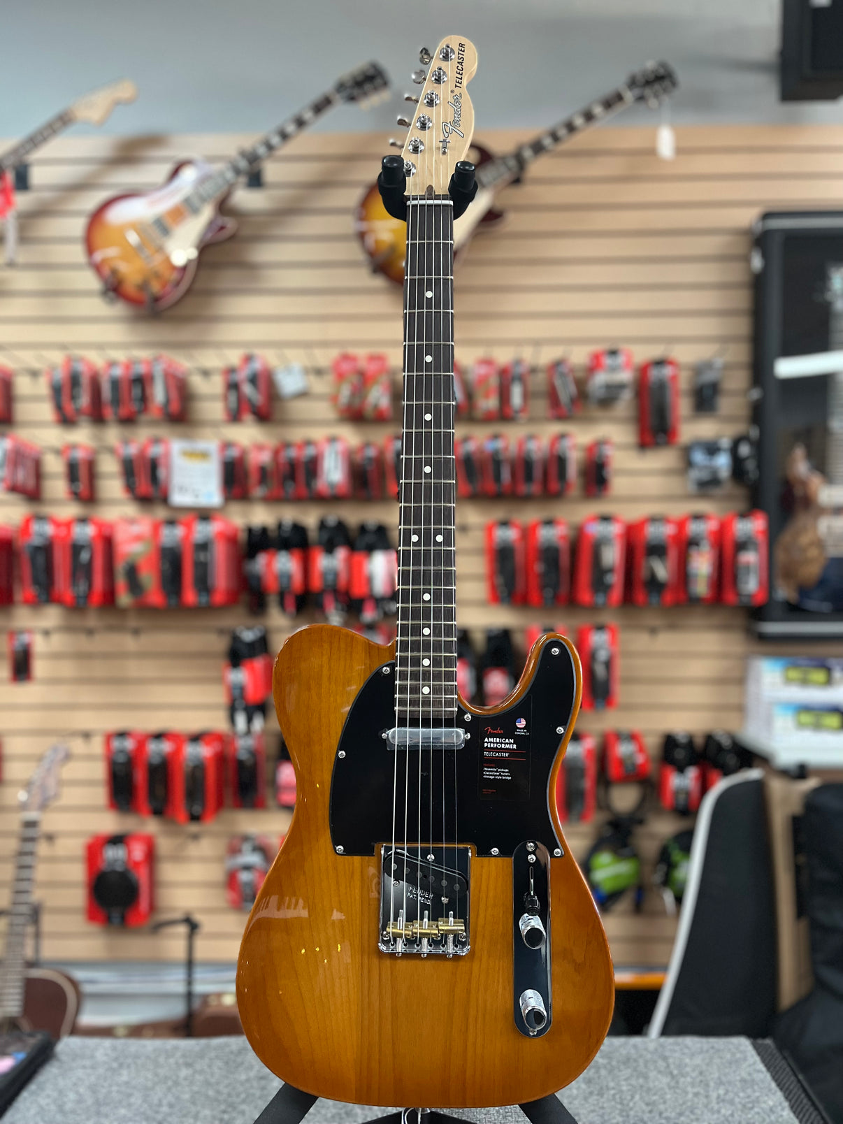 Fender American Performer Telecaster - Honey Burst – AmericanMusicGuam